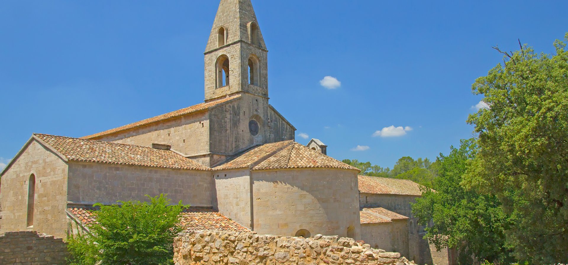 Visiter l'Abbaye du Thoronet, la plus belle abbaye cistercienne du Var