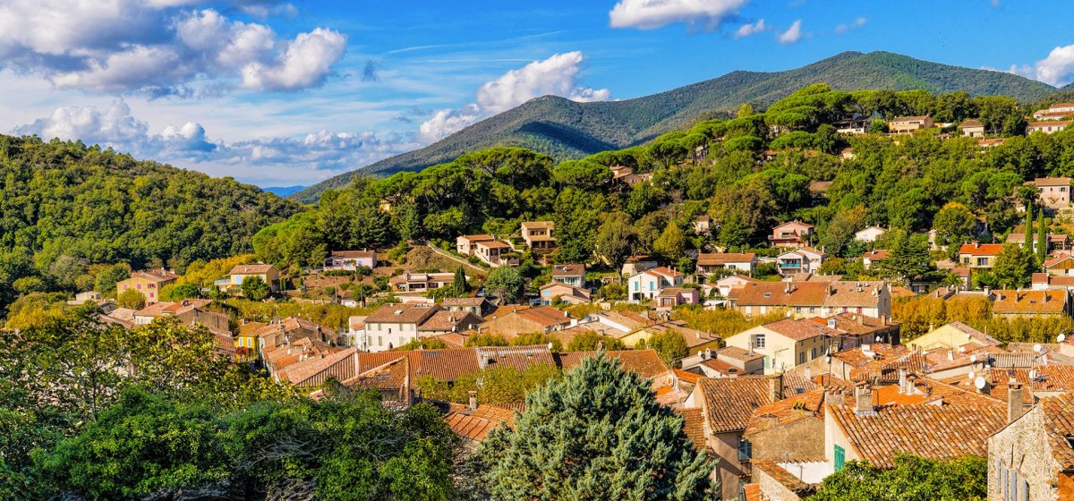 Visiter le village de Collobrières dans le massif des Maures