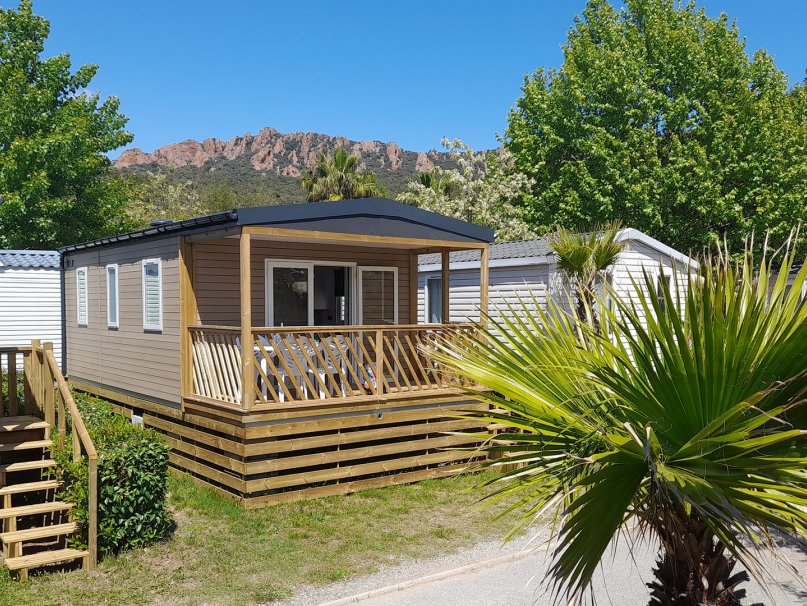 Mobile-home Mediterranean rental: mobile home for rent in the Mediterranean