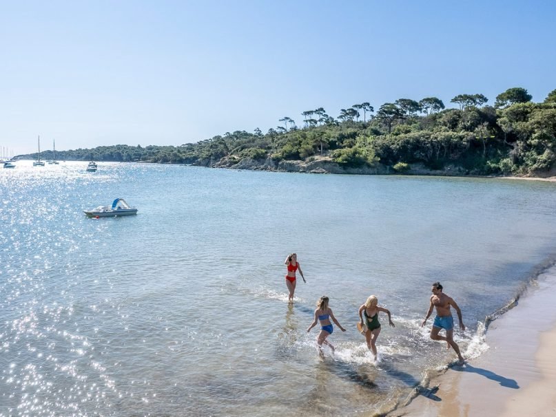 Camping en bord de mer Var : vos vacances de rêve à la plage en PACA